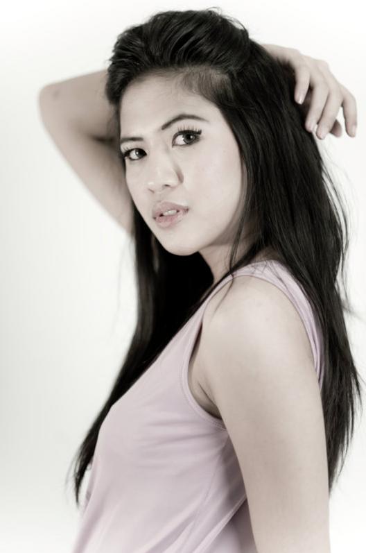 Model Fashion Sorong